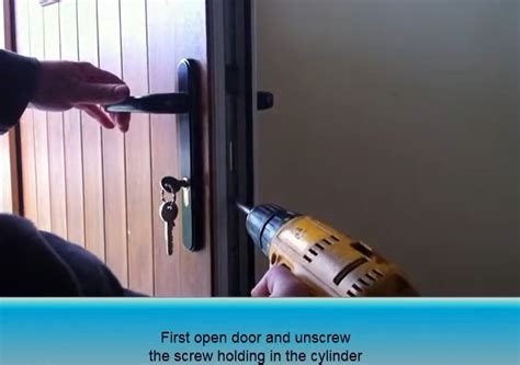 How To Replace A Door Cylinder Window And Door Repairs