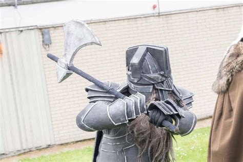 24 Glorious Facts About Gimli The Dwarf