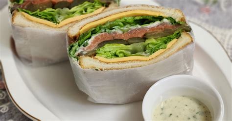 훈제 연어 샌드위치 만들기 크림치즈소스 만들기