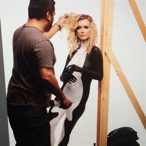 Joanna Krupa Body Paint 8 Photos Thefappening
