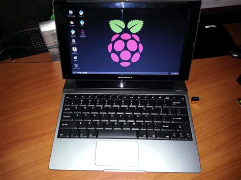 Raspberry Pi And Motorola Lapdock Piday Raspberrypi Raspberrypi
