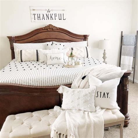 Fun Bedding For A Mature Frame Soul And Lane
