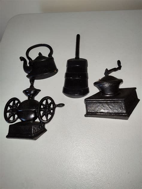 Vintage Sexton Black Cast Metal Wall Hangings Decor Set Of 4 Farmhouse