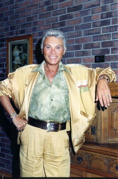 Le Travesti Jean Guida Est Mort Le Journal De Montréal