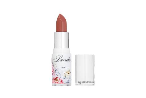 Помада для губ Landa Branda Bright & Moisturizing купить на OZON по ...