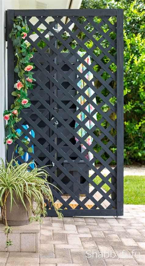How To Build A Lattice Screen Easy Diy Project Privacy Screen Outdoor Lattice Screen Diy