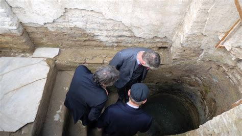 Italian Archaeologists Uncover Surprise Jewish Mikveh In Ancient City