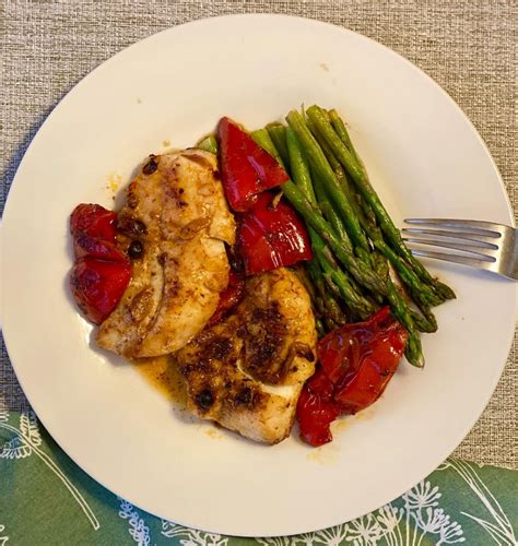 One Pot Meal With Cajun Blackened Cod Roasted Peppers And Asparagus Vitaclay® Chef