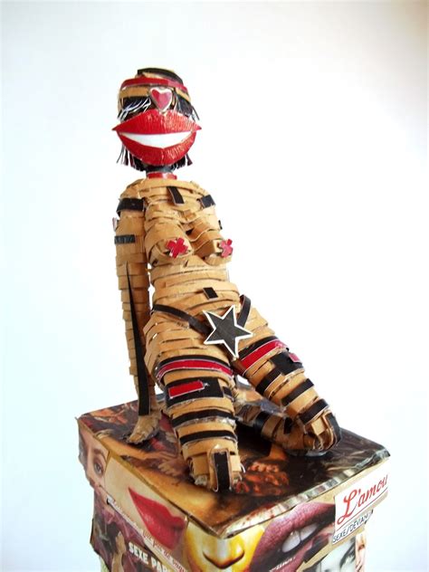 Wtf Art Lab Femme Objet Sex Carton