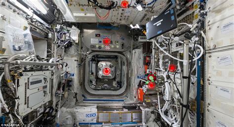 Nasa Iss Interior
