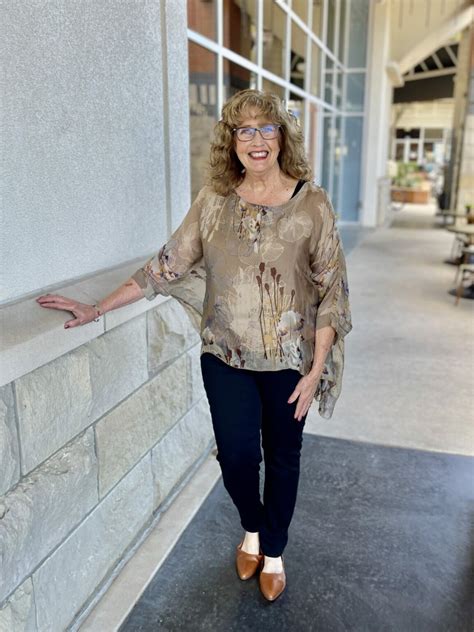 The Rule Of Thirds In Fashion Over 50 Feeling 40