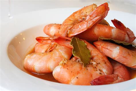 Как вкусно приготовить королевские креветки