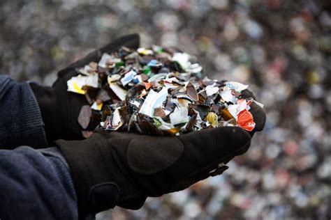 Photos Recycling Cans And Bottles Inside Iowas Largest Recycling Center