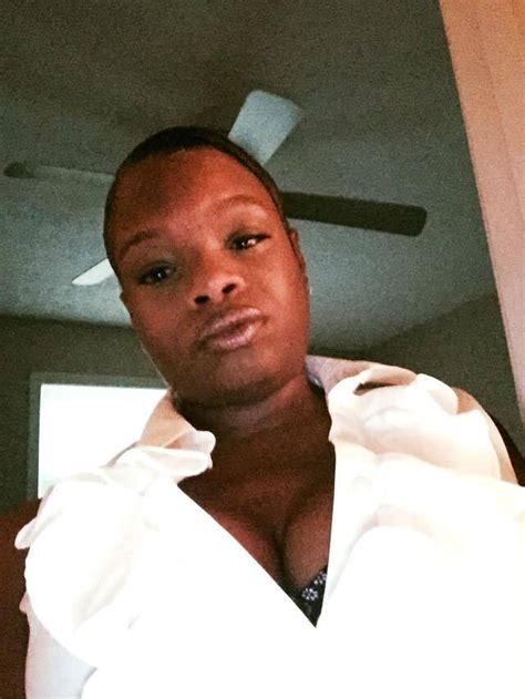 Magdaline Smith Shesfreaky