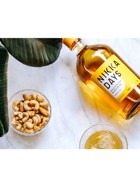 Nikka Days 70 cl. 40% - Rasch Vin & Spiritus