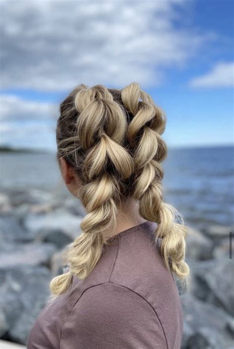 27 Fun Bubble Braid Hairstyles Youll Want To Copy Days Inspired