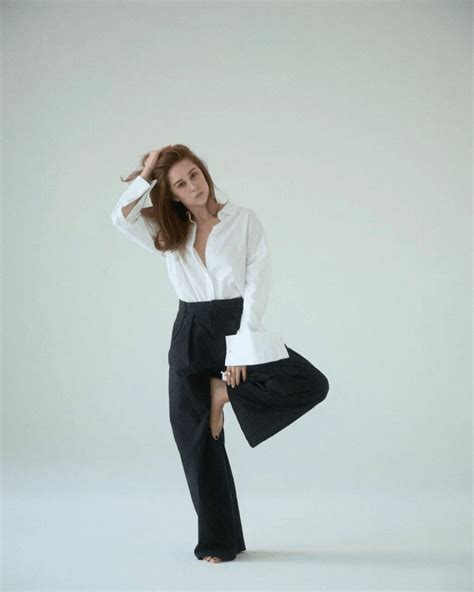 Meet Anna Stepanova Fashion Stylist And Wardrobe Consulting Shoutout La