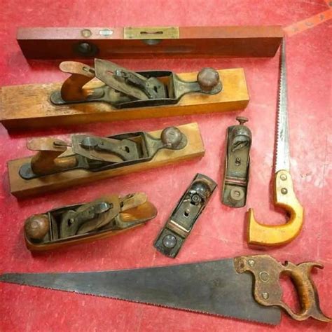 An Explorative Buyers Guide On Antique Hand Saws