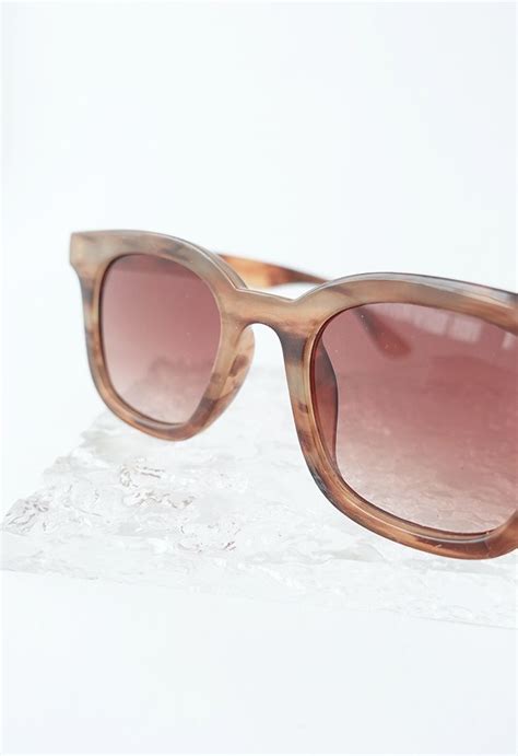 Gradient Lens Wide Rim Rectangle Shape Sunglasses Retro Indie And
