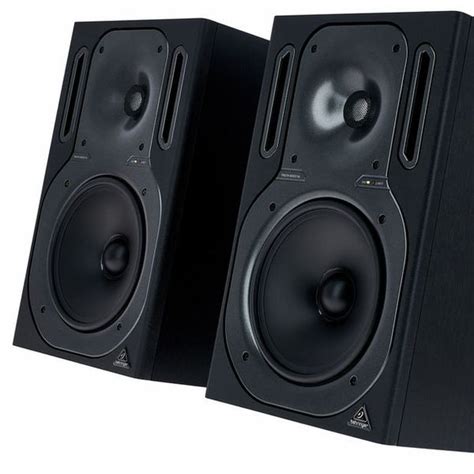 Behringer B2031A Truth Aktiver Studiomonitor – Musikhaus Thomann