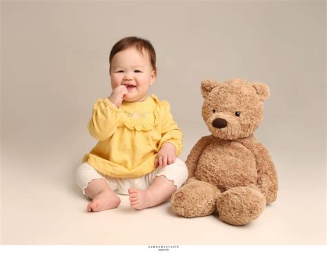 감나무사진관 주니어촬영 키즈촬영 성장사진촬영 너무 사랑스러운 눈빛을 가진 왕자님이 찾아주셨습니다 멋있는 자태로 작가님들의 심장을 저격하는 용맹한 왕자님이였어요