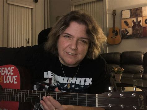 New Music Chris Devito Lend A Helping Hand Muzique Magazine