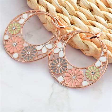 Sparkly Casual Classic Dangle Earrings