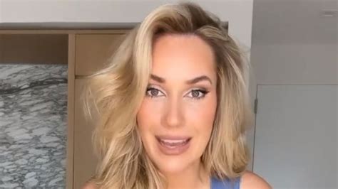 Paige Spiranac Gives Tutorial In Putting But Fans Are Too Distracted By