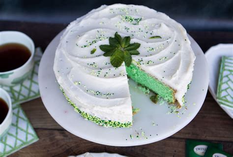 Green Velvet Cake The Fancy Pants Kitchen
