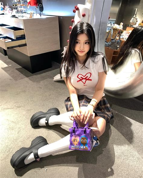 Cute Chinese Girl R Prettyasiangirls