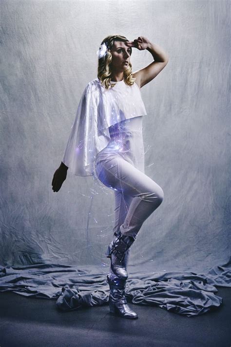 How To Use Fiber Optic Lighting For Wearable Tech Beginners Guide Wearable Tech Tutorials