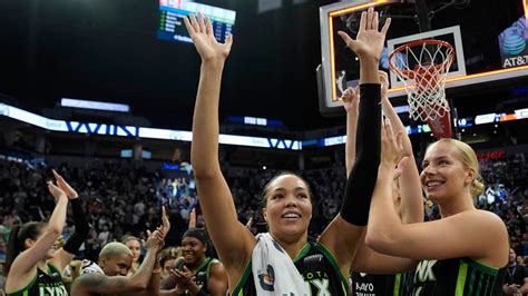 Lynx Eliminate Sun Behind Napheesa Colliers 27 Points Will Play