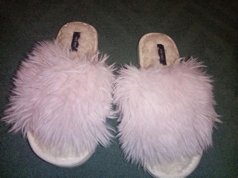 Домашні хутряні капці — ціна 275 грн у каталозі Капці Купити жіночі речі за доступною ціною на