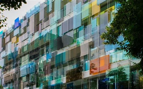 Top Tips For Finding The Right Industrial Decal Printer For Your