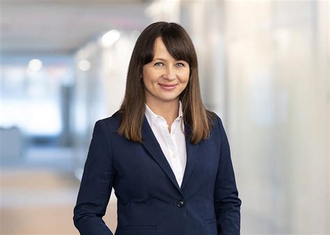 Anna Dunin Underwood Covington And Burling Llp