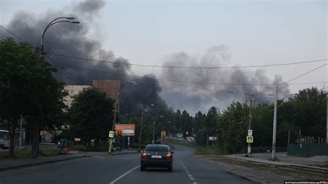 КМВА у Києві після російського удару встановлюють особи 10 загиблих ще є зниклі безвісти