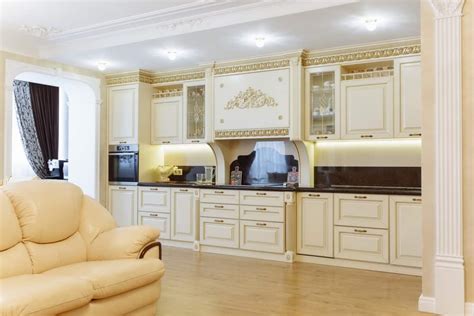 ورق ام دی اف سفید طلایی؛ دو رو کابینت 2 نوع مات براق آراد برندینگ