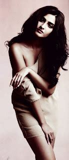 Sonam Kapoor Hot Stills Indian Actress Hot Pics