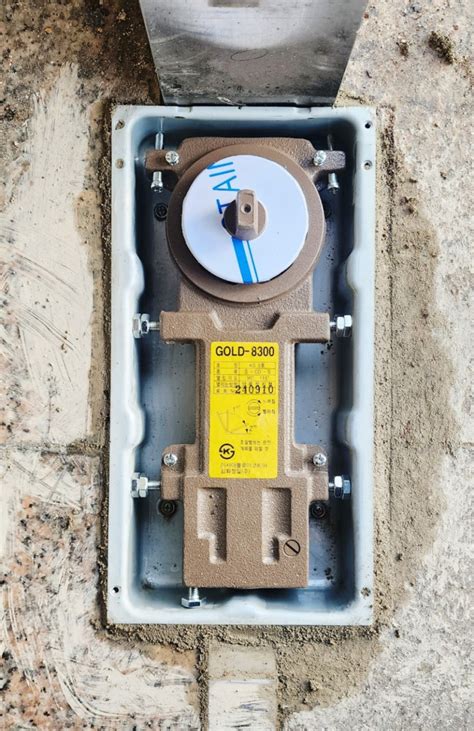 유리문 힌지 조절 및 수리와 교체 방법 강화도어 네이버 블로그