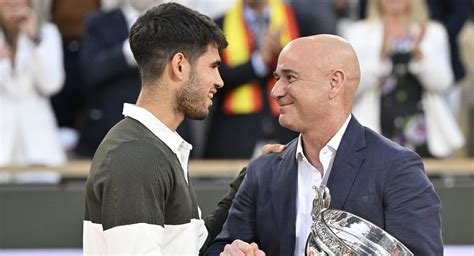 Roland Garros Andre Agassi Qui A Remis La Coupe à Carlos Alcaraz
