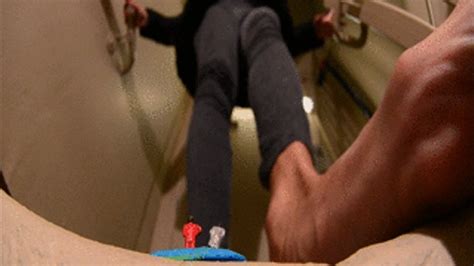 Puny Servicemen Lost And Squashed Oh Maybe This Tenant Can Wait