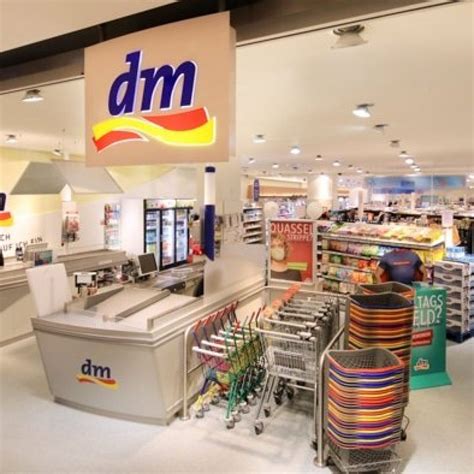 Dm Drogerie Markt Devine Cel Mai Tânăr Membru Al Amrcr Afacerinews