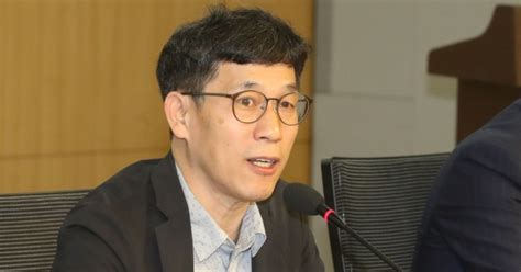 진중권 정순신 아들 학폭에 애비나 자식이나 인간쓰레기” 맹폭