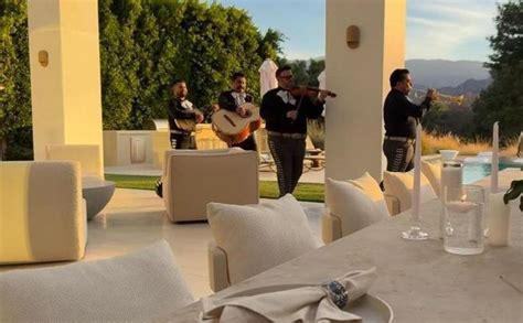 Justin Bieberdan Haileye Anneler Günü Jesti Magazin Haberleri