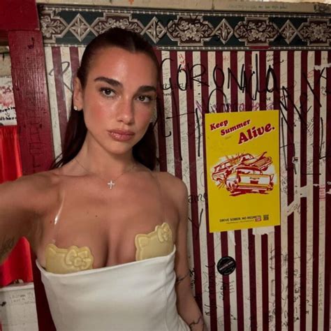 Celeb Dua Lipa Nude Photo 51 The Fappening Leaked Photos