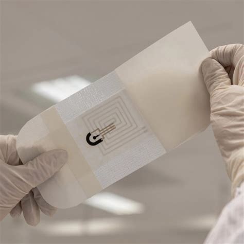 Aureus Uv Powered Solar Panels Win James Dysons Sustainability Award