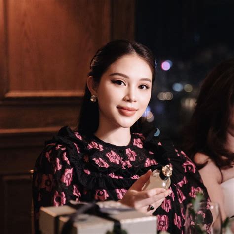 Linh Rin Sinh Con đầu Lòng Sau Gần 8 Tháng Kết Hôn