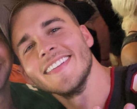 Newly Single Would You Date Me R Gayrateme