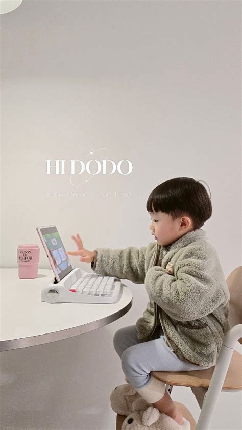 럭키와 뚱쿵이네🖤 협찬 커피에 찌든 누렁니 탈출작전 하얀 치아로 환한 얼굴 만들어 볼게요 ᐟᐟ 라울루 화이트솔루션 치약은 미백시술에 사용되는 과산화수소수가 함유되어