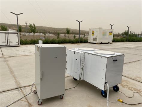 沙漠气象研究所在塔克拉玛干沙漠开展毫米波雷达 太赫兹雷达联合探测沙尘暴和云的科学试验 动态信息 中国气象局乌鲁木齐沙漠气象研究所